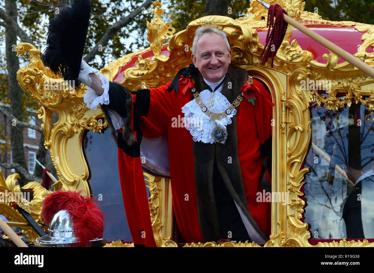 Lord mayor of london peter estlin hi-res stock photography and images ...
