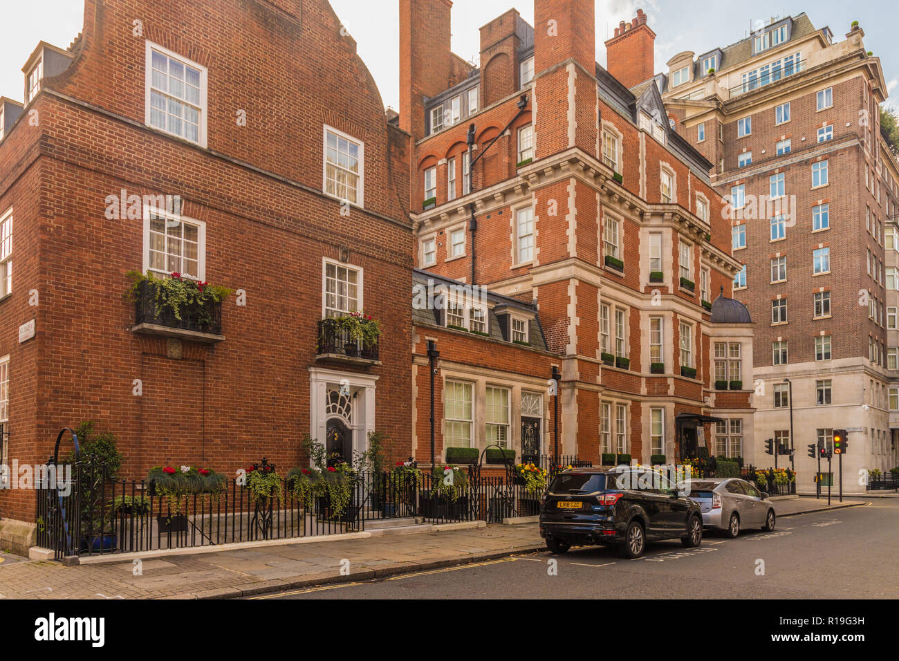 Mayfair architecture hi-res stock photography and images - Alamy