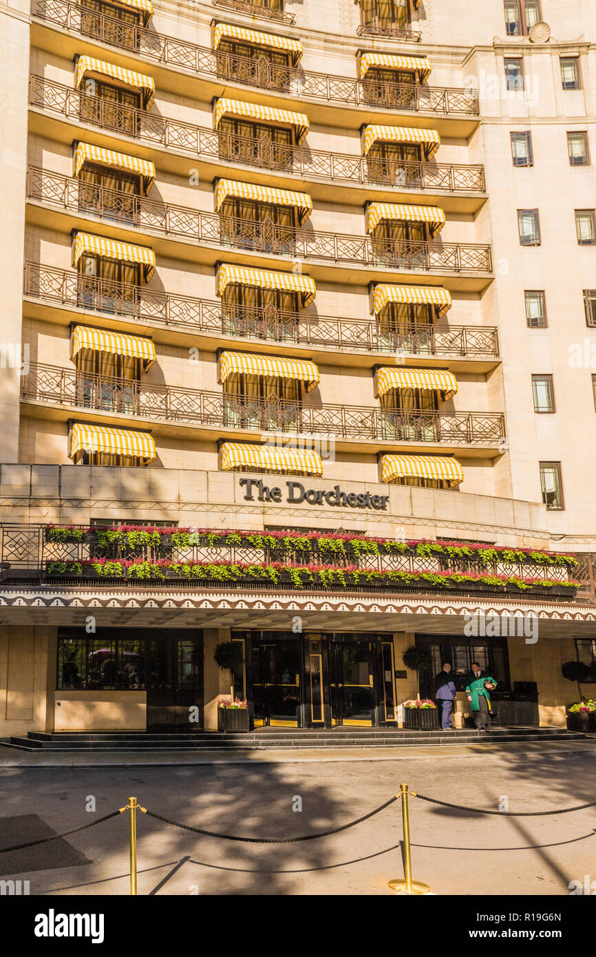 A typical view in Mayfair Stock Photo - Alamy