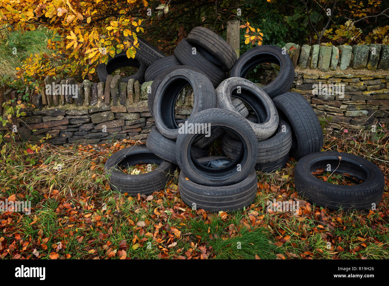 Flytipping rubbish tyres pollution hi-res stock photography and images ...