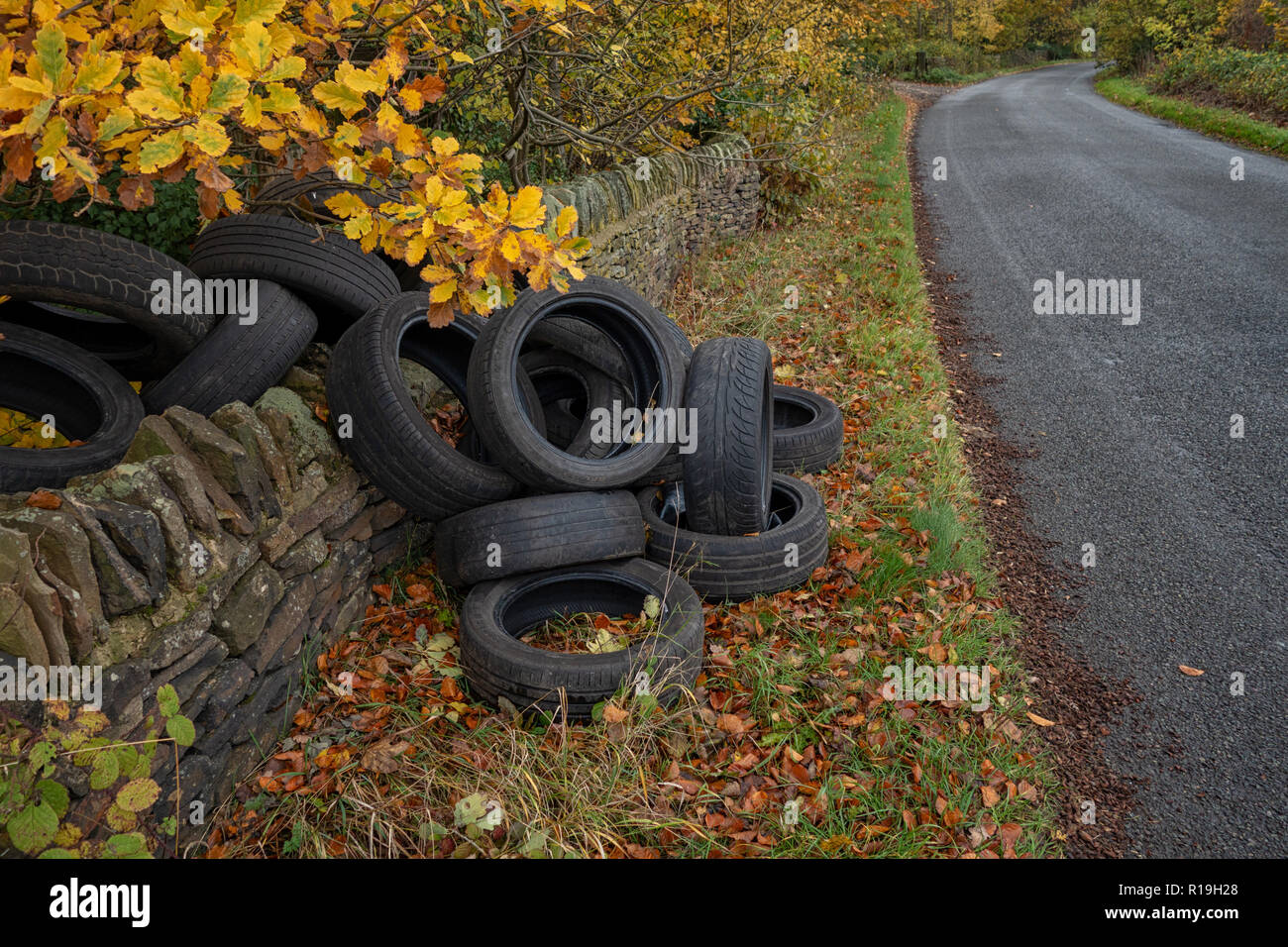 Flytipping rubbish tyres pollution hi-res stock photography and images ...
