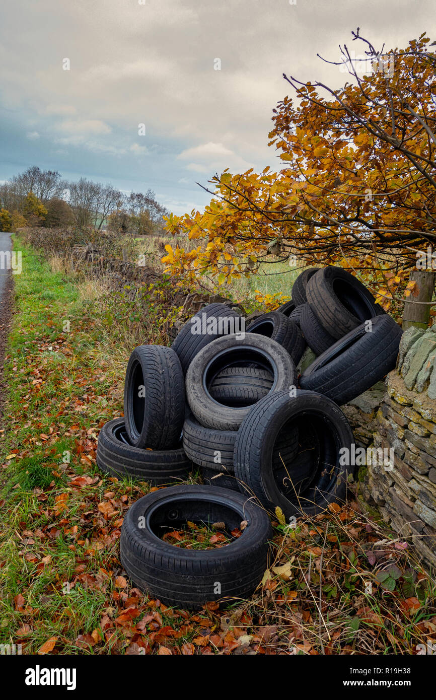 Flytipping rubbish tyres pollution hi-res stock photography and images ...