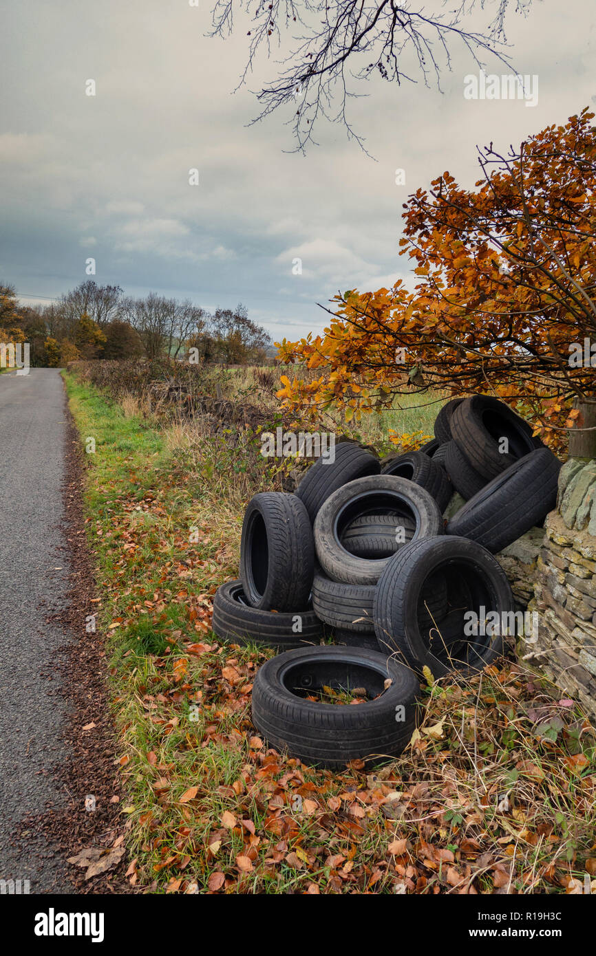 Flytipping rubbish tyres pollution hi-res stock photography and images ...