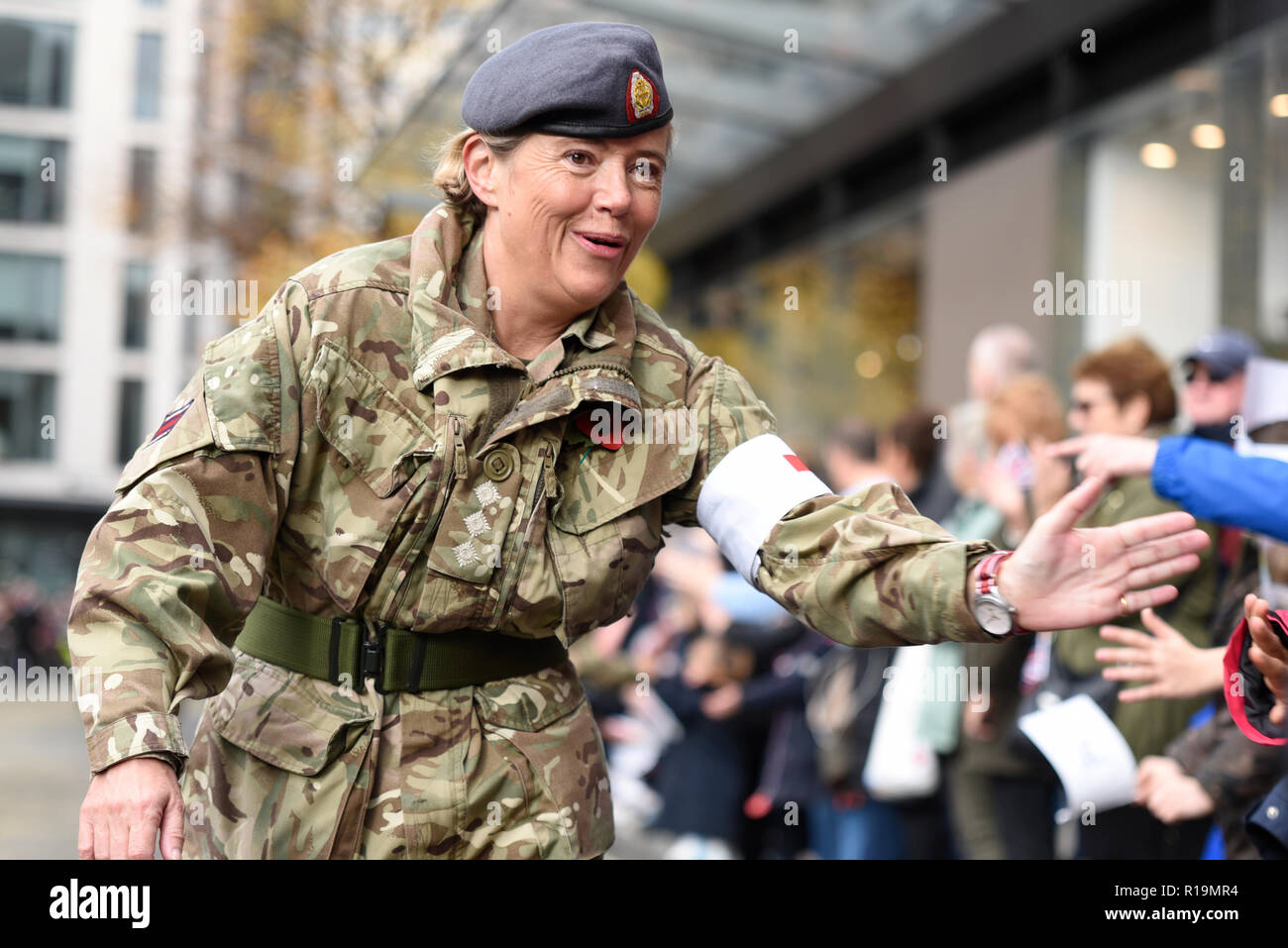 Army medic british hi-res stock photography and images - Alamy