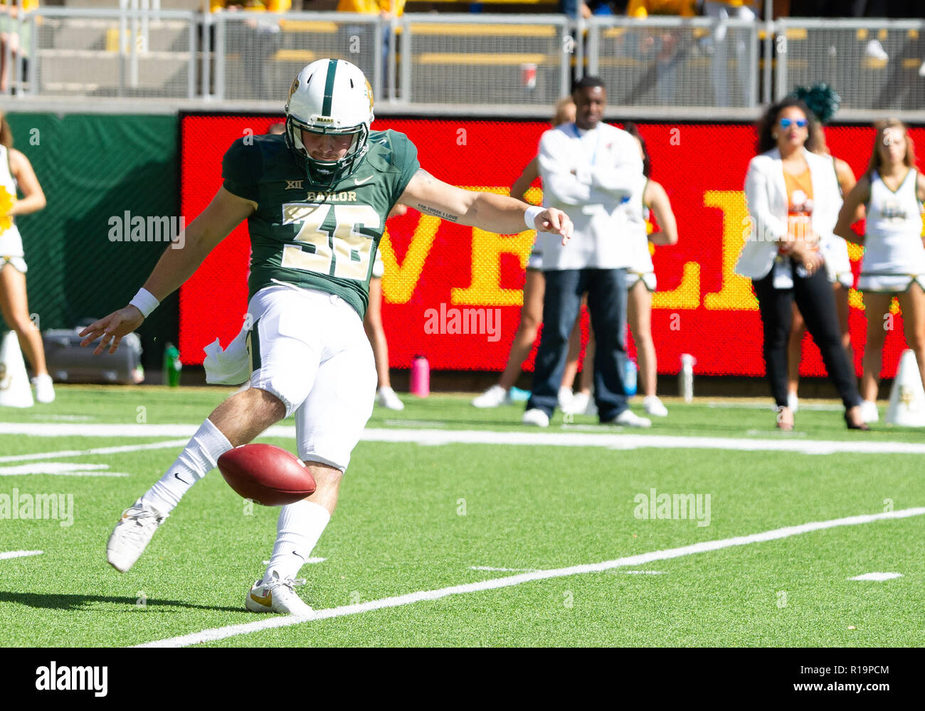 Waco, Texas, USA. 3rd Nov, 2018. Baylor Bears place kicker Connor ...
