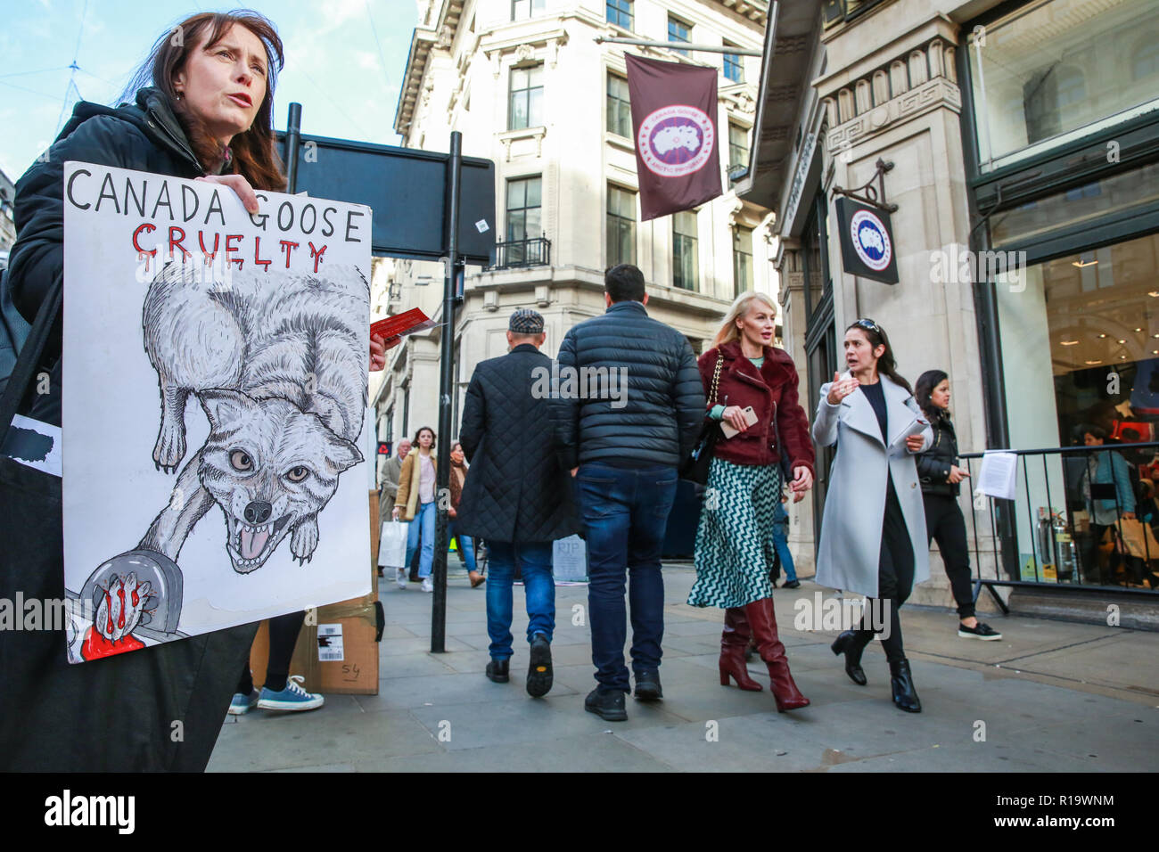 London, UK. 10th Nov, 2018. Animal rights activists protest outside ...
