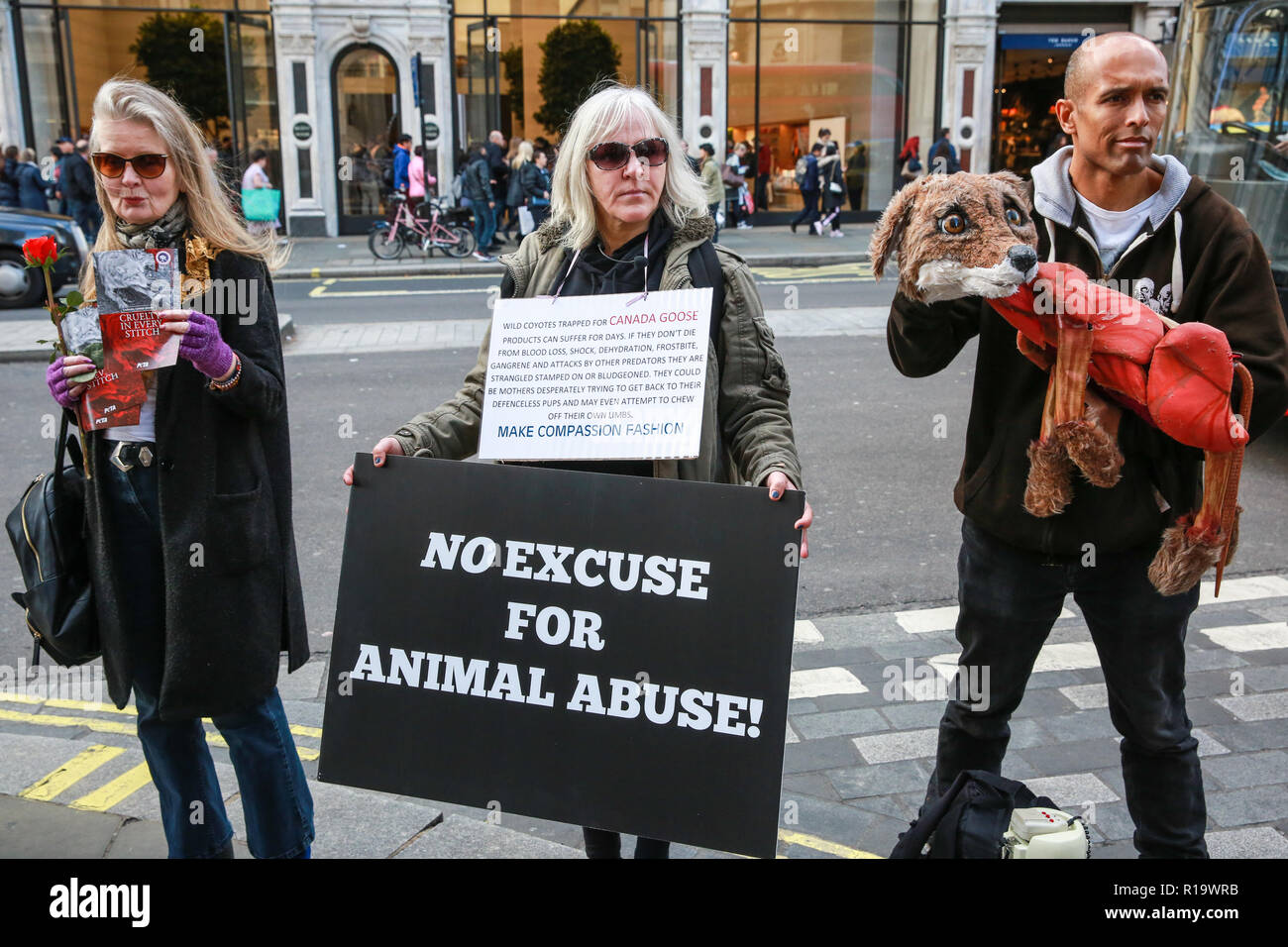 London, UK. 10th Nov, 2018. Animal rights activists protest outside ...