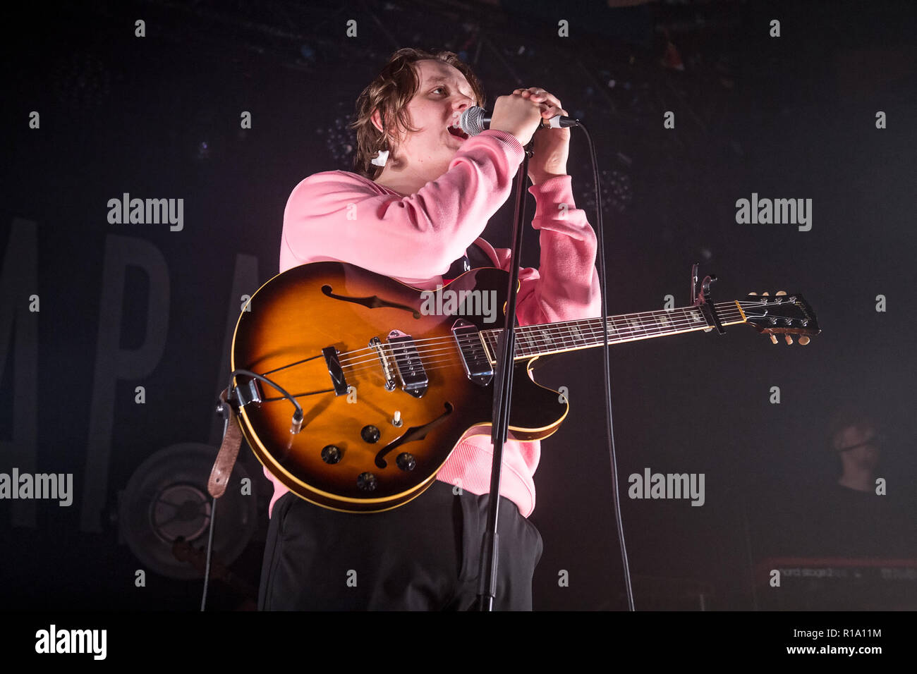 Lewis capaldi 2018 hi-res stock photography and images - Alamy