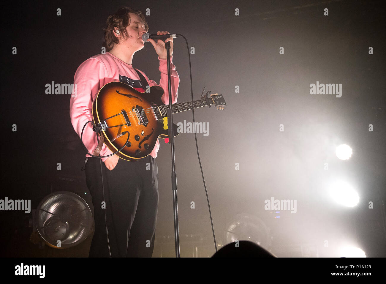 Lewis capaldi 2018 hi-res stock photography and images - Alamy
