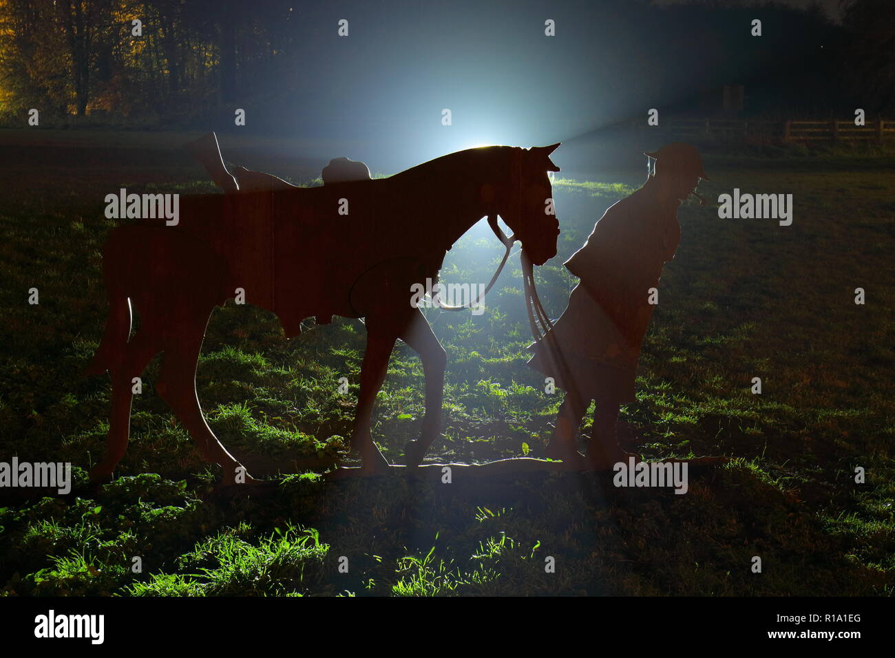 Remembrance day soldier silhouettes hi-res stock photography and images ...