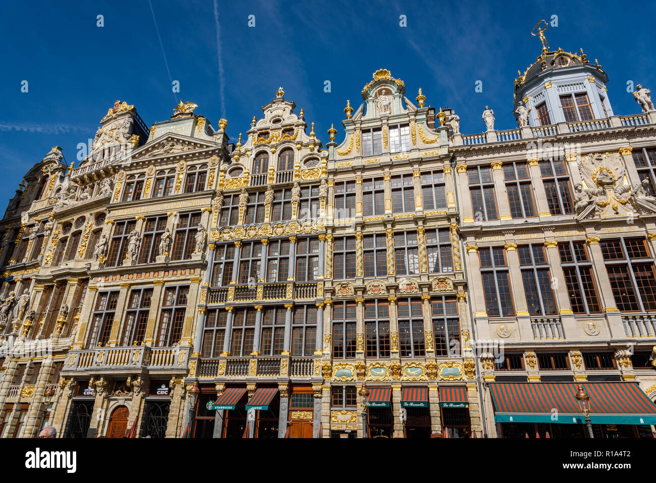 Brussels architecture - amazing buildings in the city centre ...