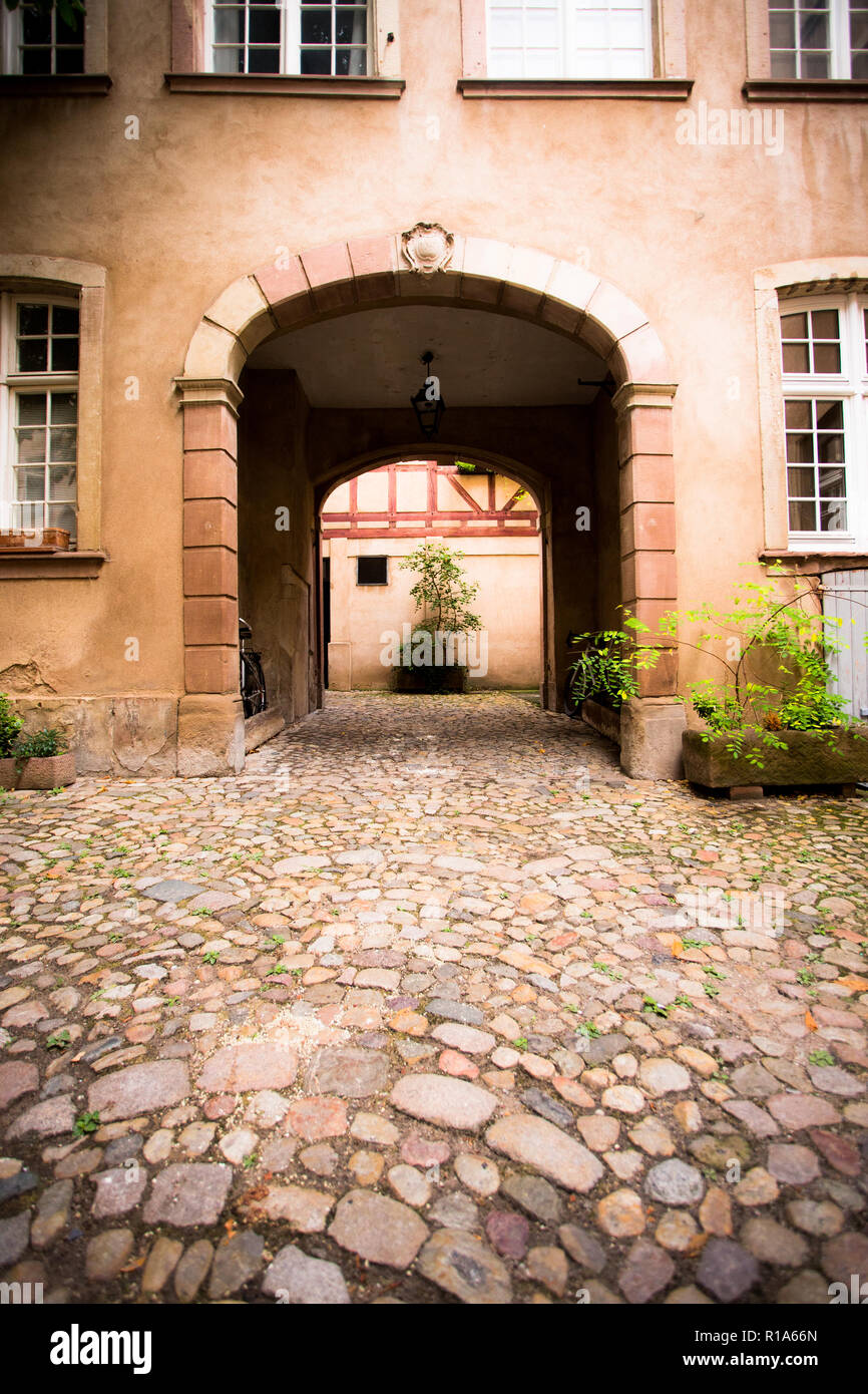 Old european building hi-res stock photography and images - Alamy