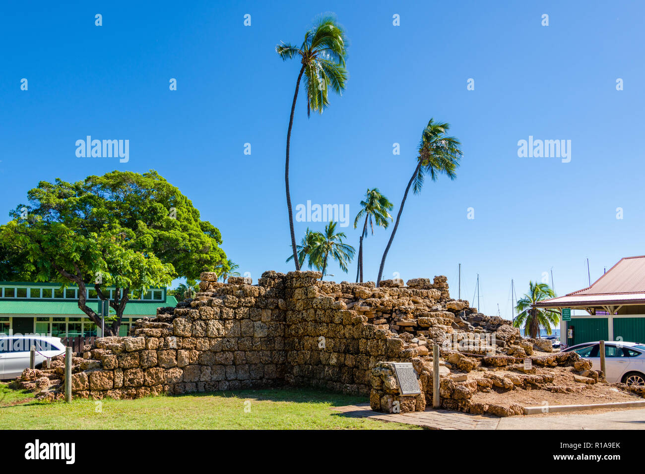 Maui lahaina front street hi-res stock photography and images - Alamy