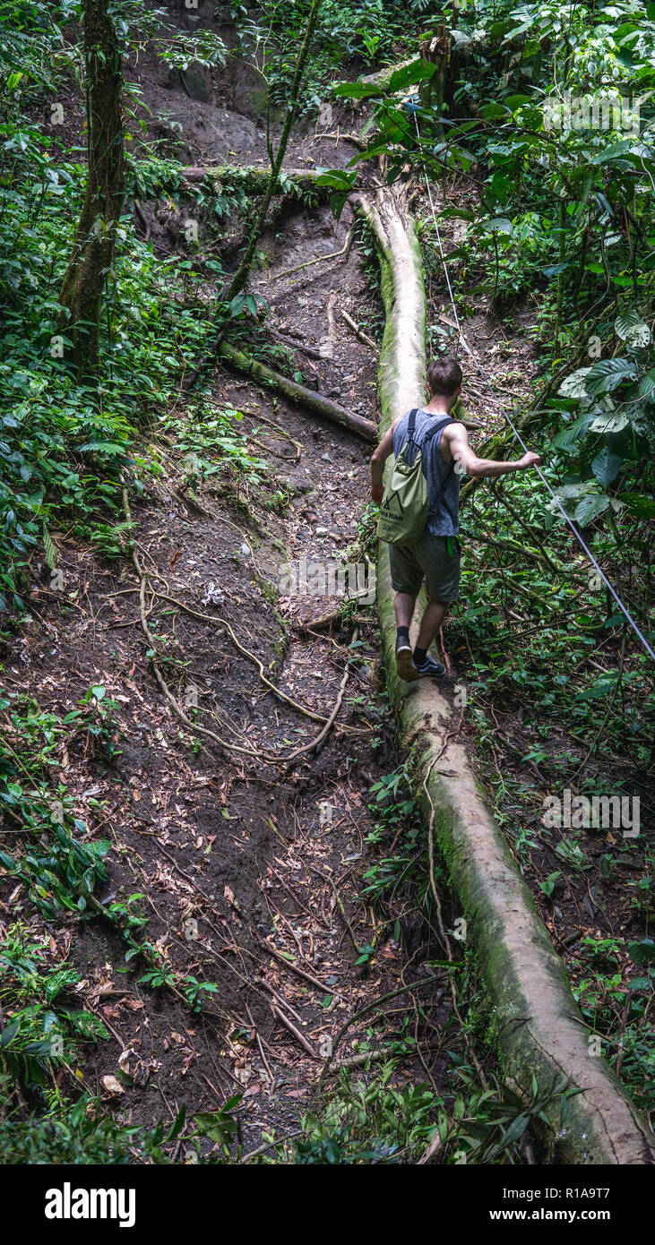 Holding a rope hi-res stock photography and images - Alamy