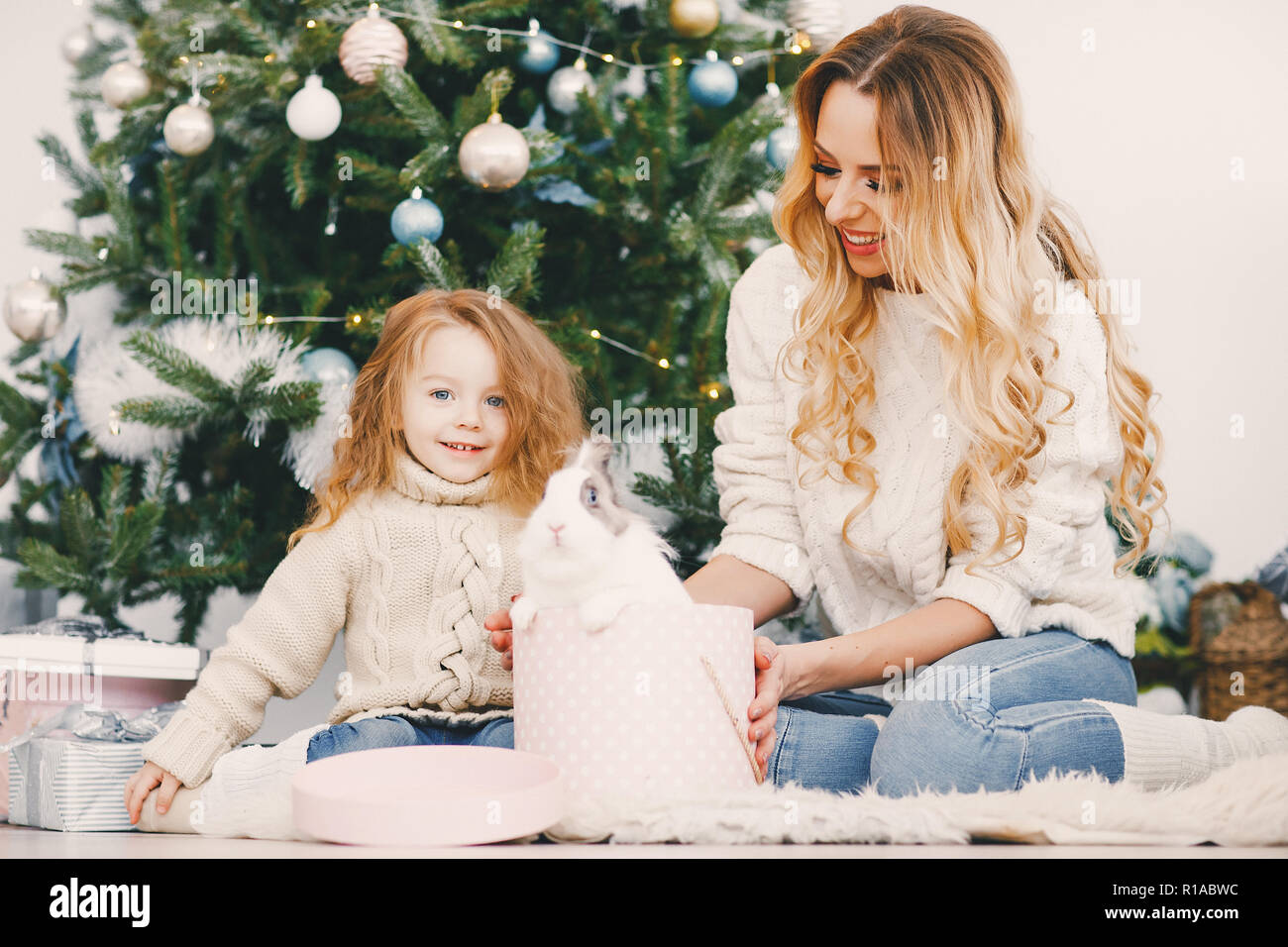 Child gifting the mother hi-res stock photography and images - Alamy