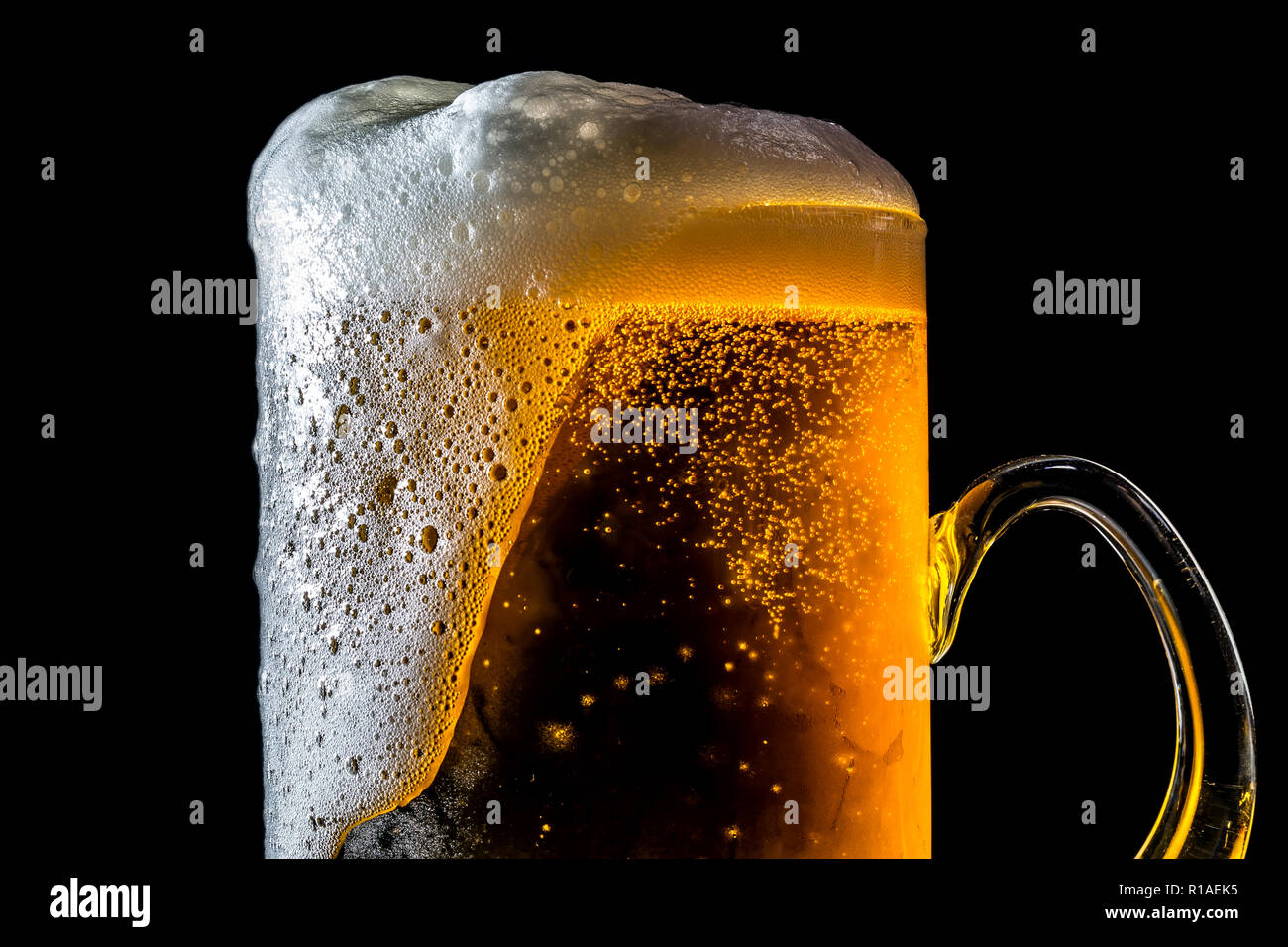 Beer overflowing large glass hi-res stock photography and images - Alamy