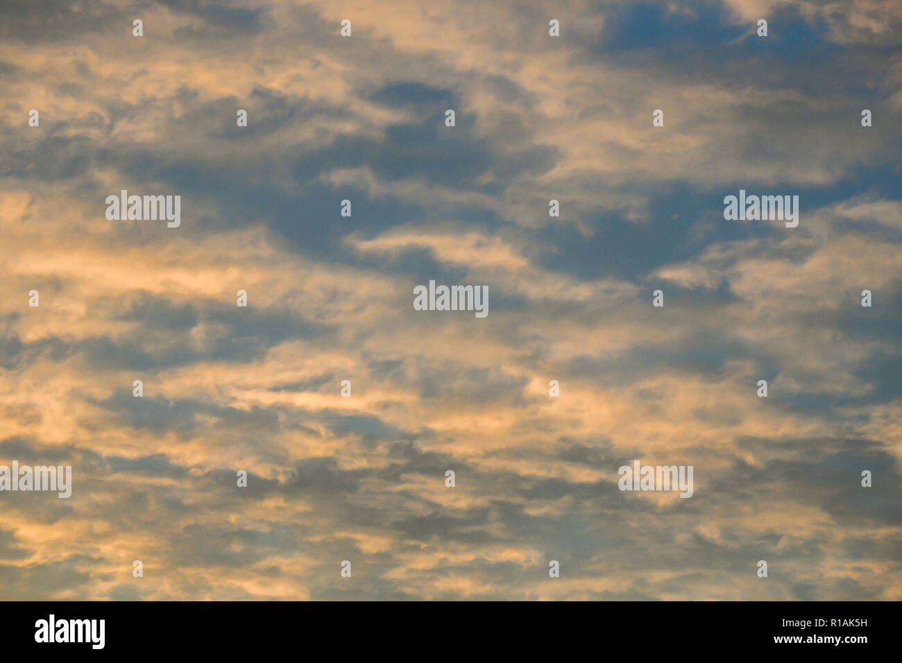 Wispy Sunset High Resolution Stock Photography and Images - Alamy