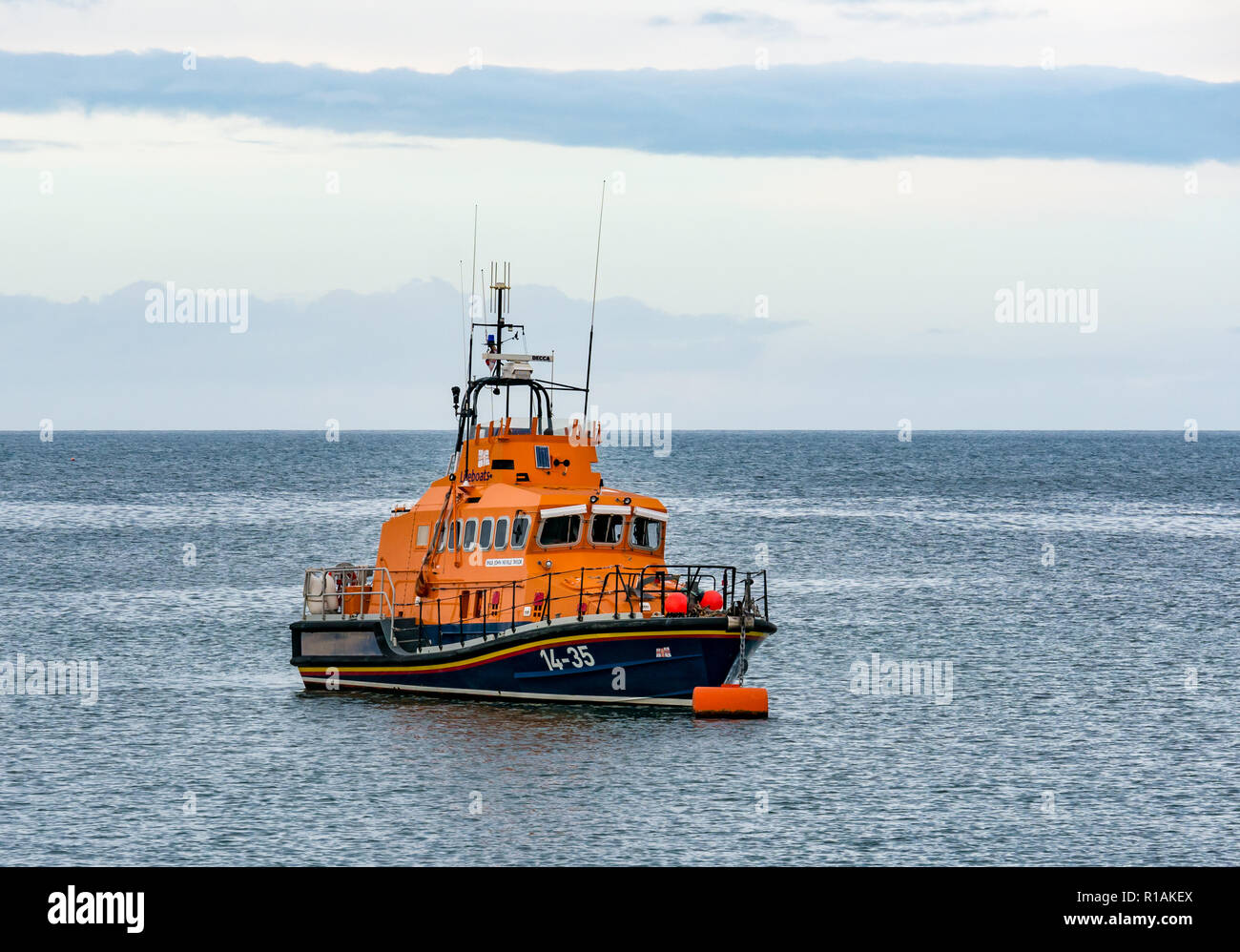 Rnli lifeboat scotland hi-res stock photography and images - Alamy