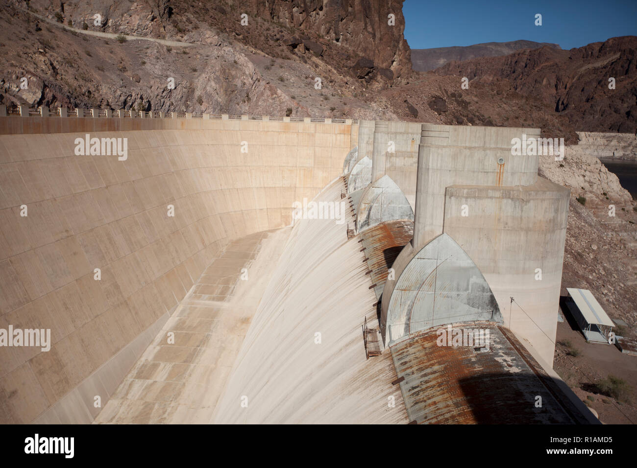 Spillways hi-res stock photography and images - Alamy