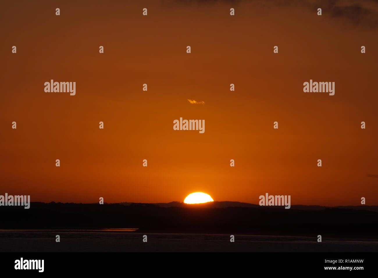 Dawn and sunrise at the south coast of Victoria, AUS Stock Photo - Alamy