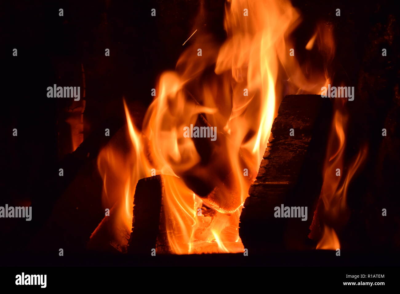 Professional charcoal briquette hi-res stock photography and images - Alamy