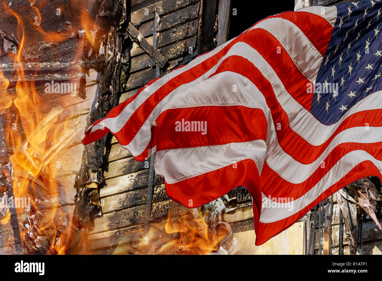 Burning american flag fire hi-res stock photography and images - Alamy