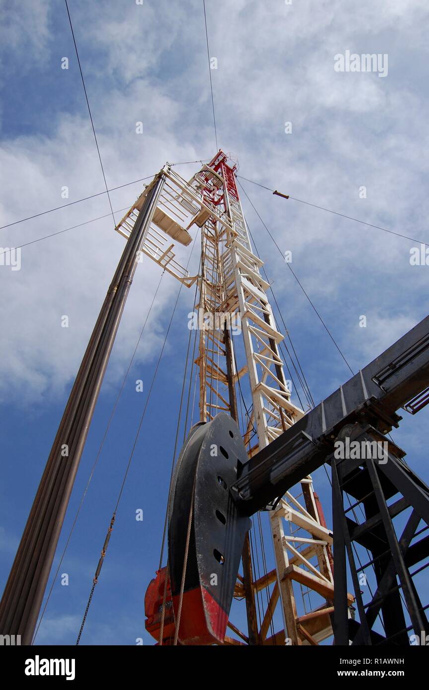 Desert Well High Resolution Stock Photography and Images - Alamy