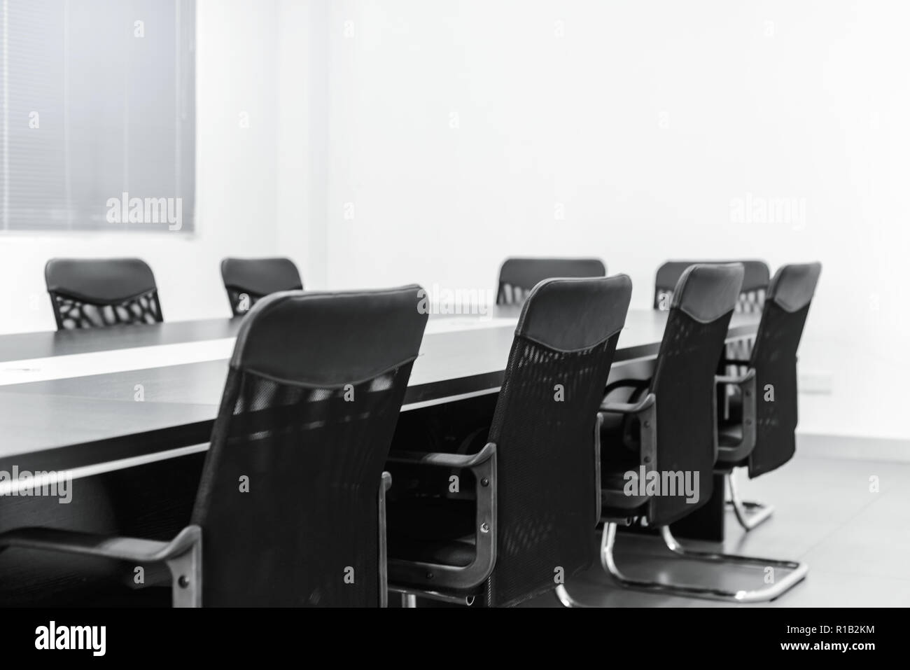 Conference room tables and chairs Stock Photo - Alamy