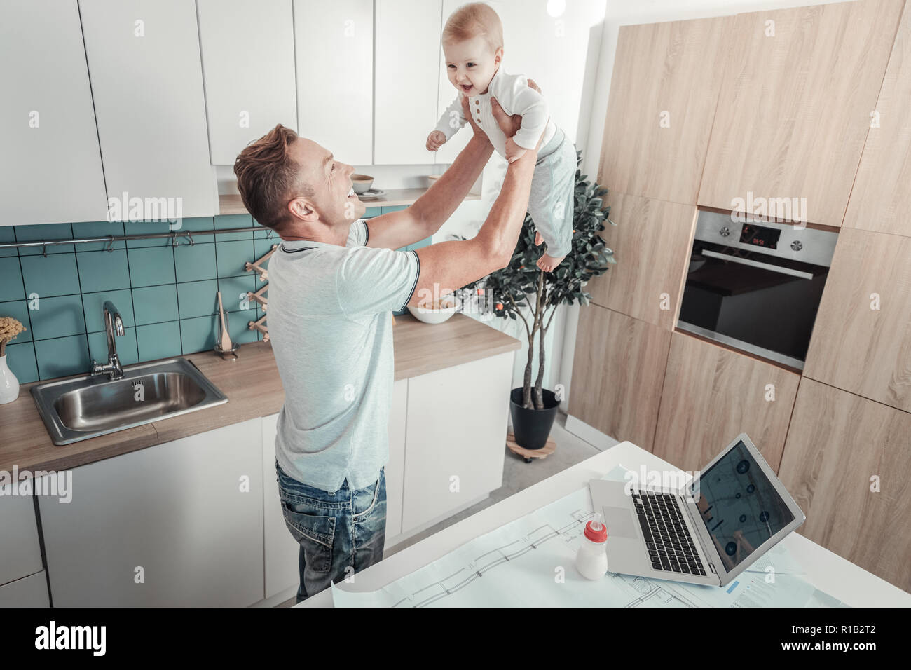 Strong father hi-res stock photography and images - Alamy
