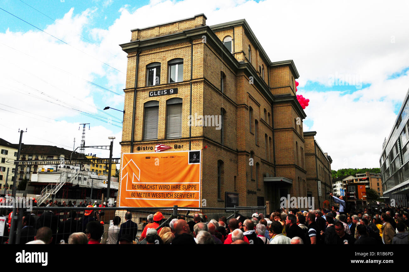 The historic MFO building with 6200 tons was removed within 20 hours 80 ...
