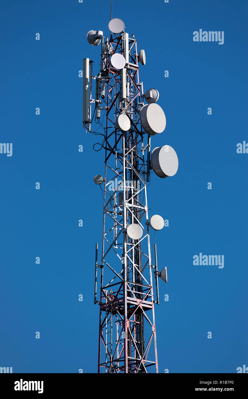 Gsm aerials hi-res stock photography and images - Alamy