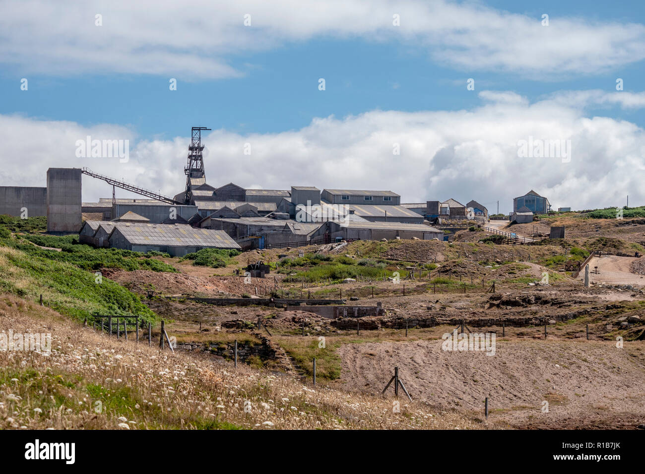 Geevor Tin Mine, Pendeen, North Cornwall, UK Stock Photo - Alamy