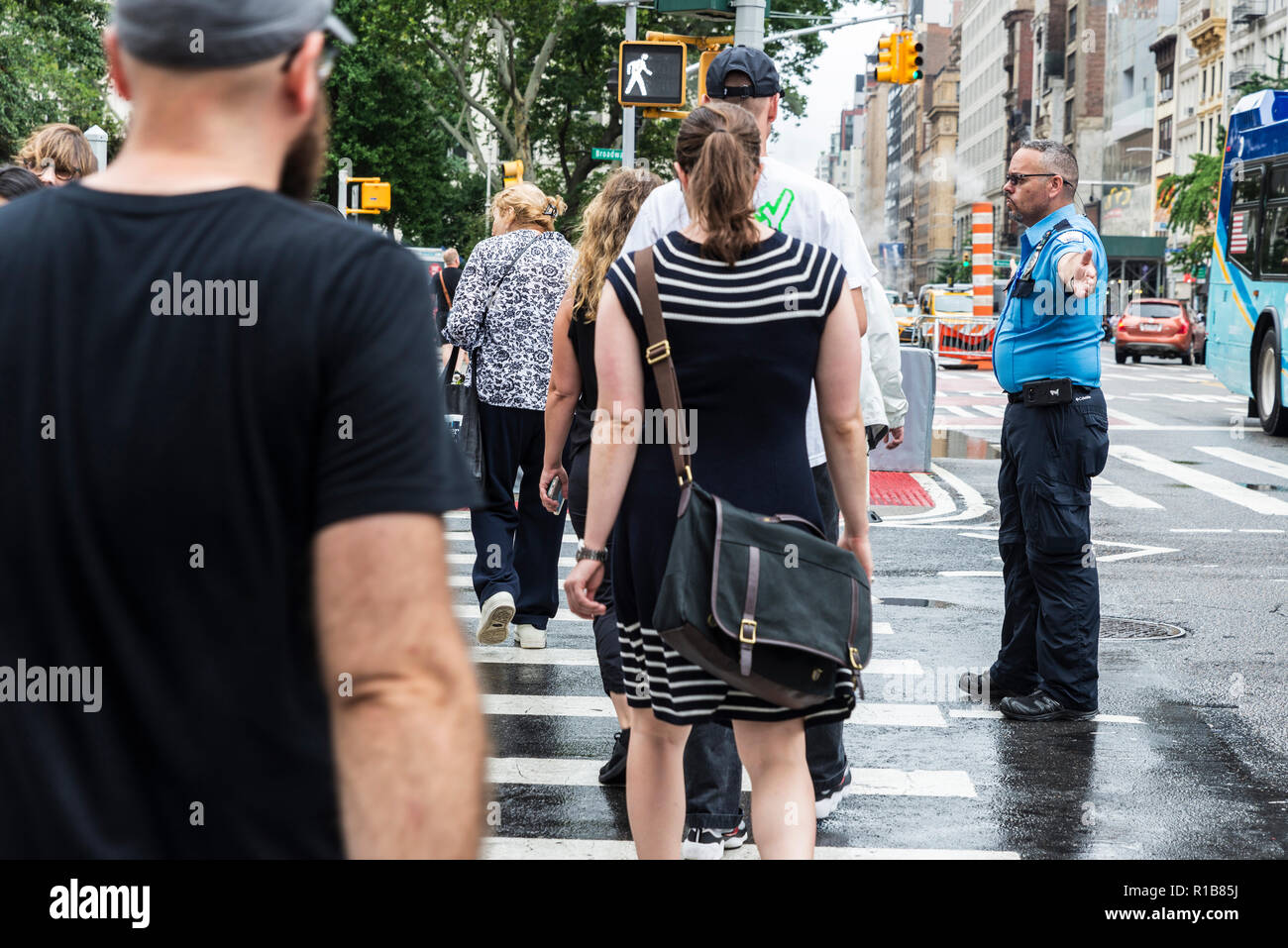 Traffic policeman hand stop sign hi-res stock photography and images ...