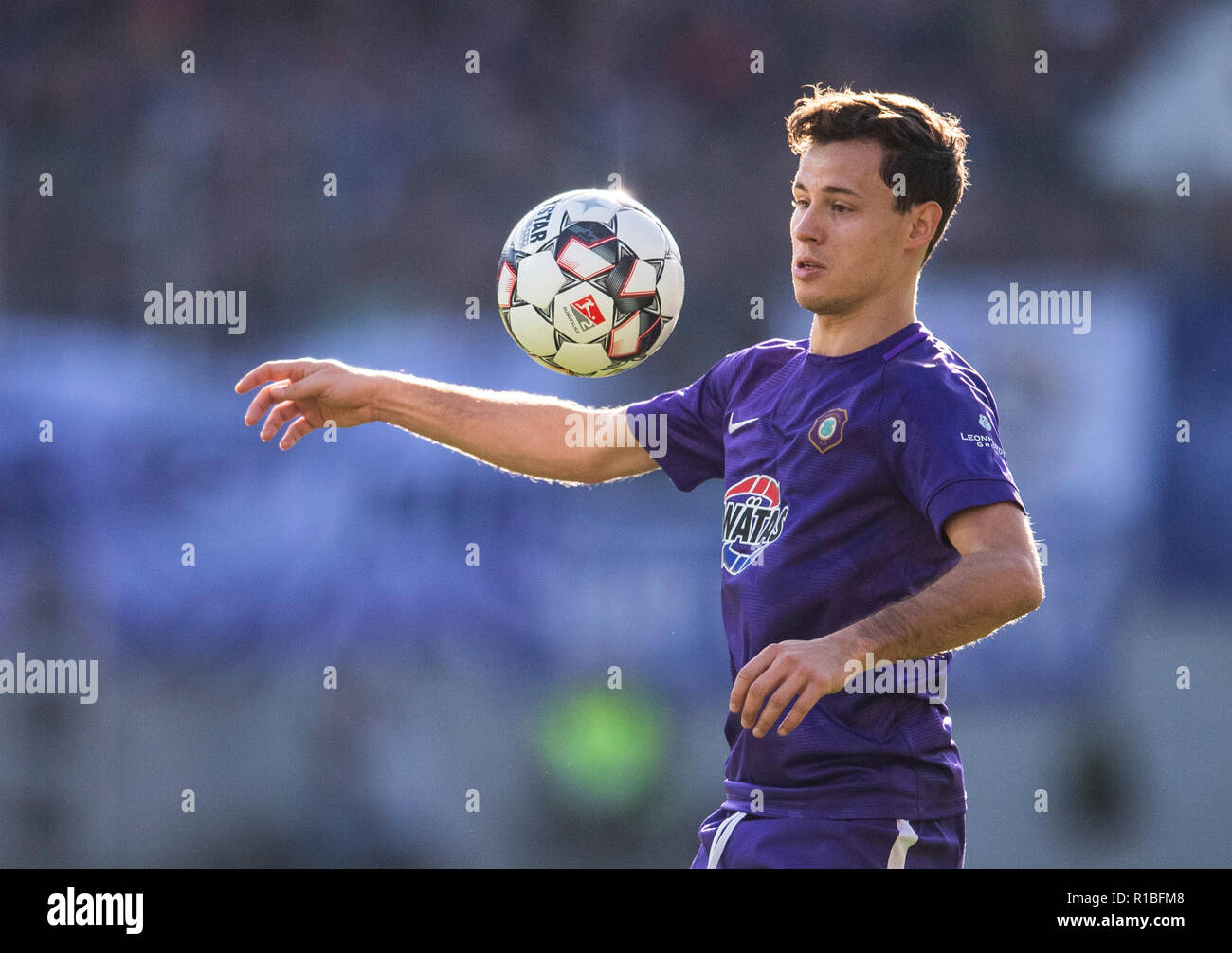 Aue, Germany. 10th Nov, 2018. Soccer: 2nd Bundesliga, FC Erzgebirge Aue ...
