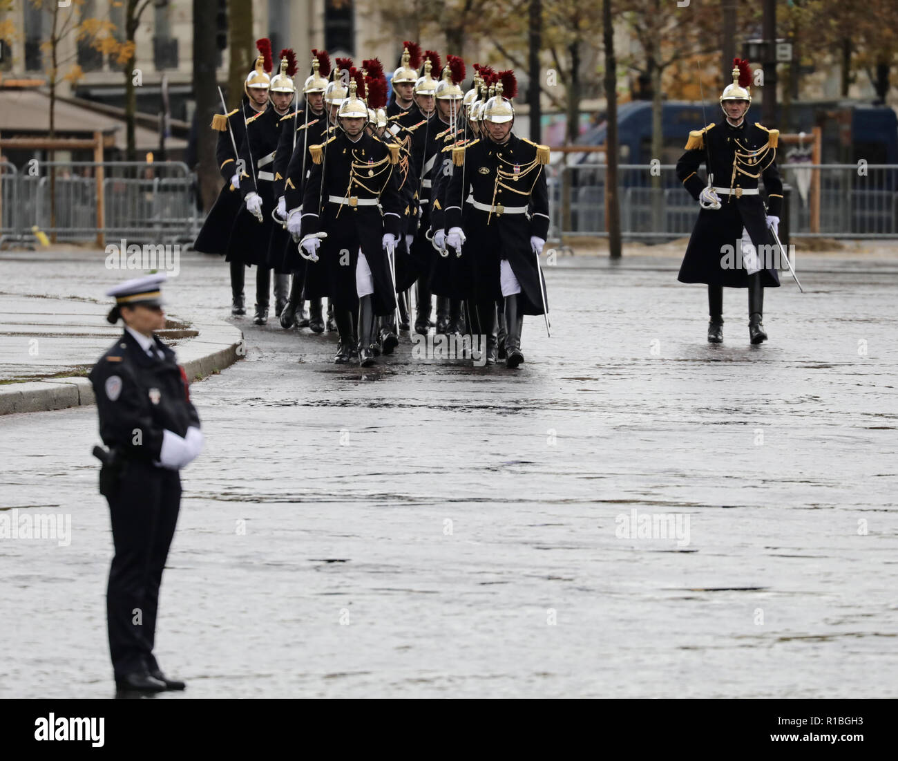 Parade uniforms hi-res stock photography and images - Alamy