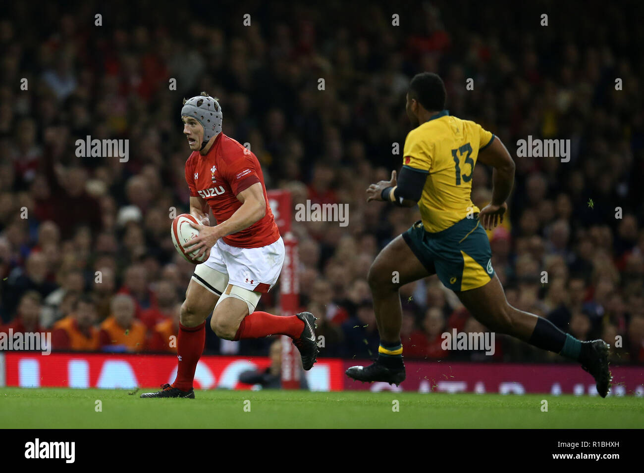Jonathan davies rugby action hi-res stock photography and images - Alamy