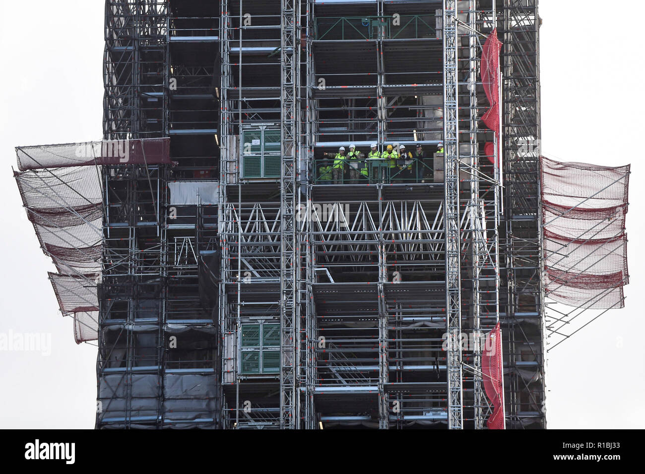 Elizabeth tower renovated hi-res stock photography and images - Alamy