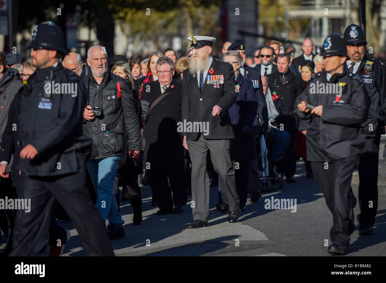 10 000 members hi-res stock photography and images - Alamy