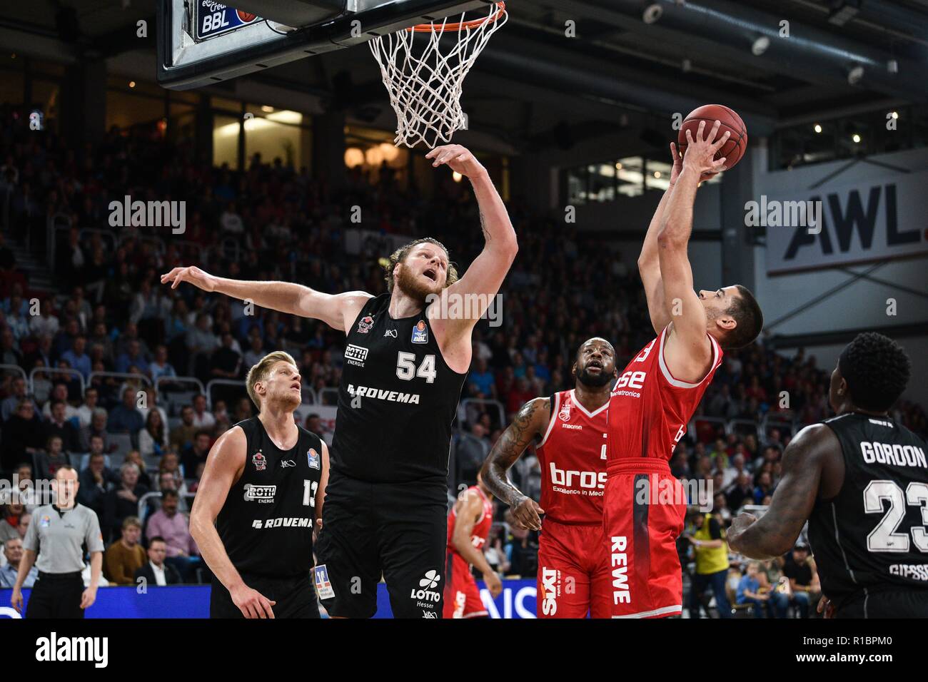 Bamberg, Germany. 11th Nov, 2018. Basketball: Bundesliga, Brose Bamberg ...