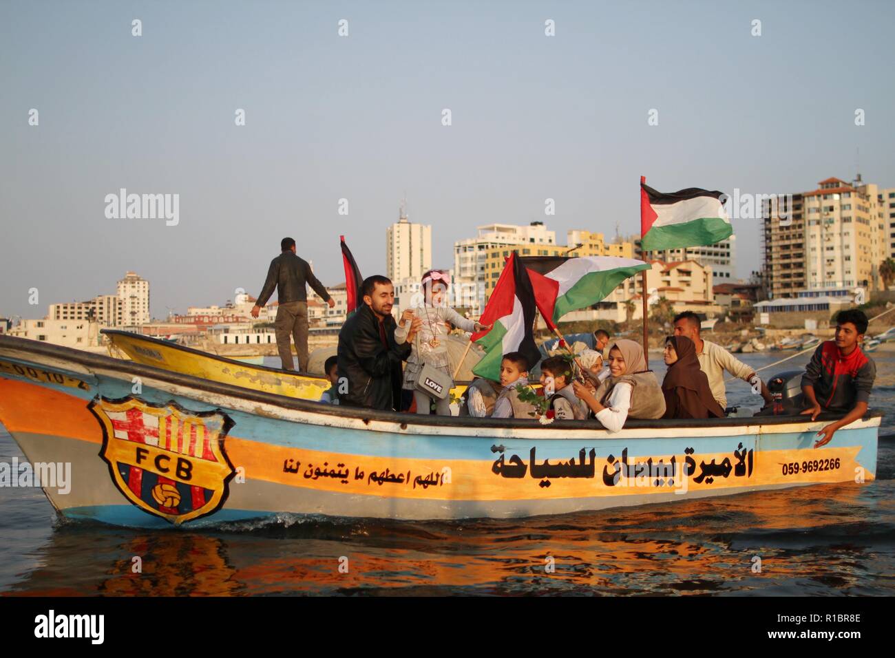 Gaza City, Gaza Strip, Palestinian Territory. 11th Nov, 2018. A ...