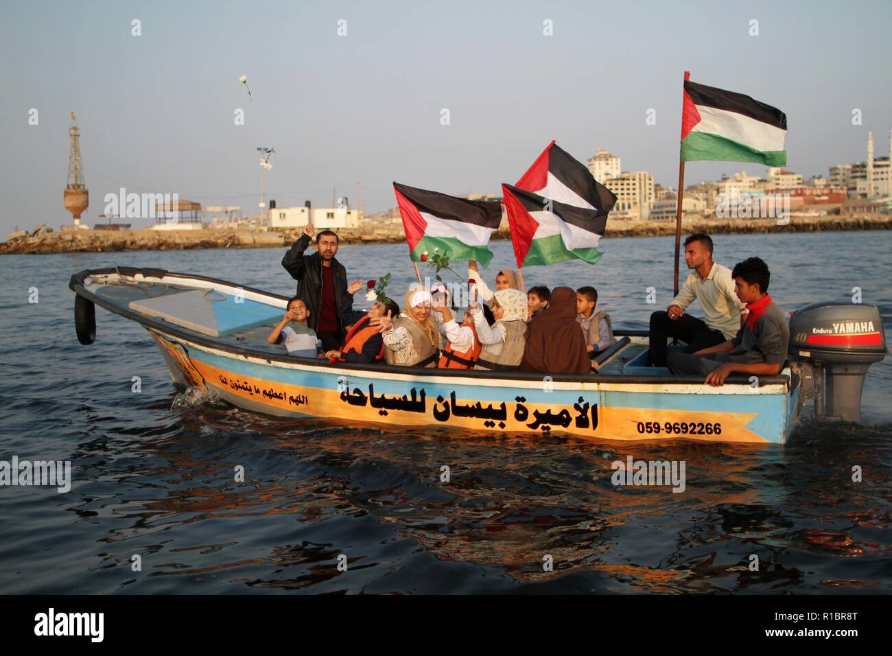 Gaza City, Gaza Strip, Palestinian Territory. 11th Nov, 2018. A ...