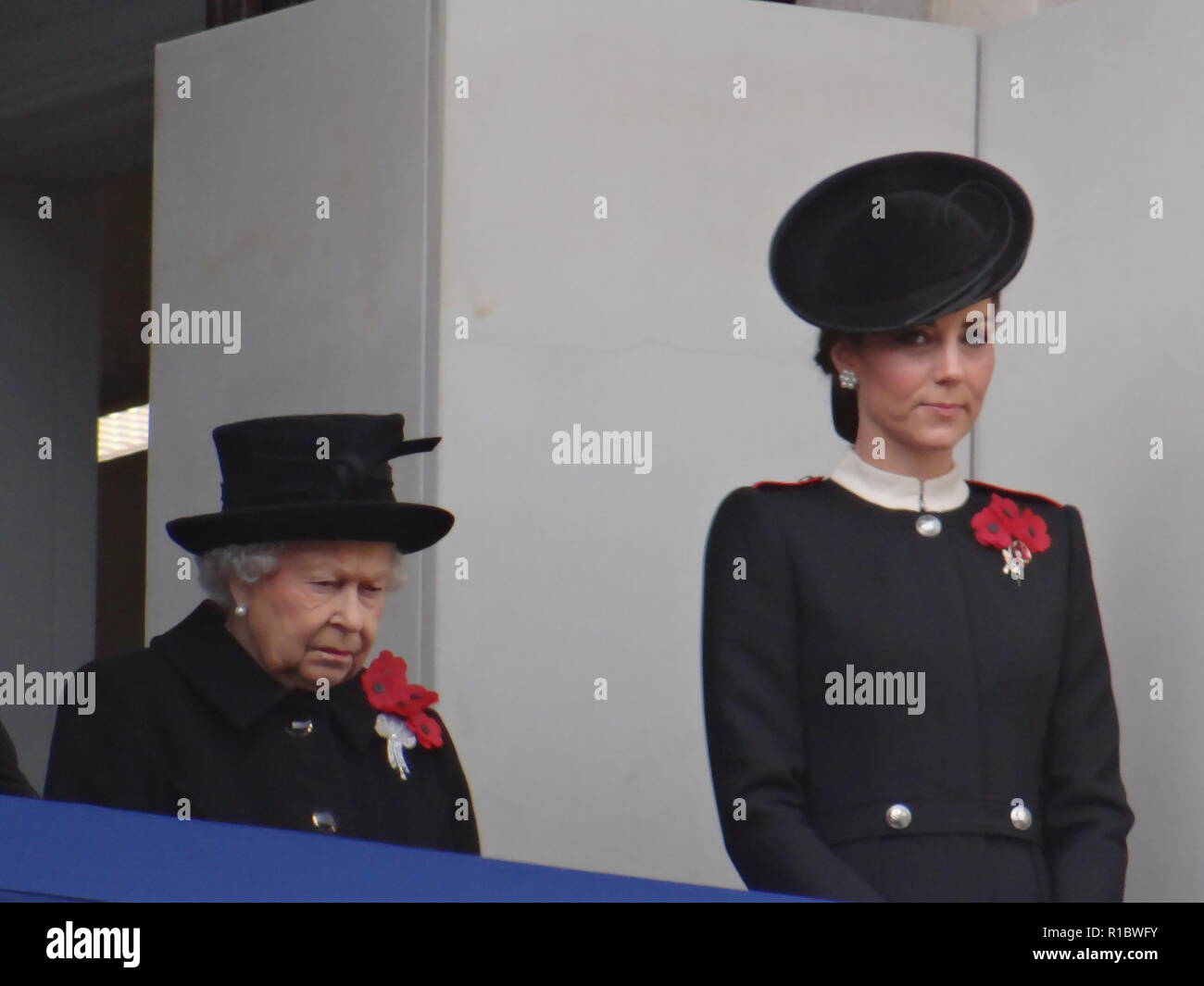 London, UK. 11th Nov 2018. Remembrance Day service at Cenotaph marks ...