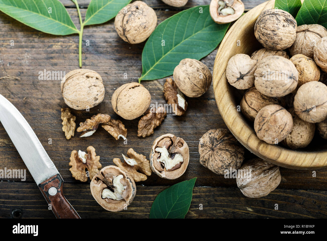 White sack full walnuts hi-res stock photography and images - Alamy