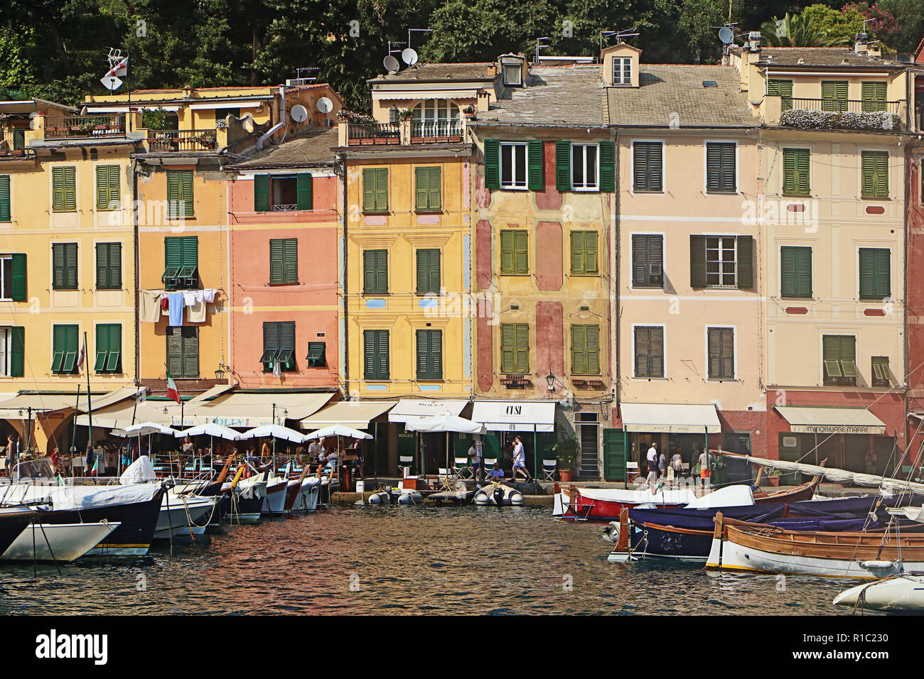 PORTOFINO, ITALY - View of Portofino waterfront with the colorful ...