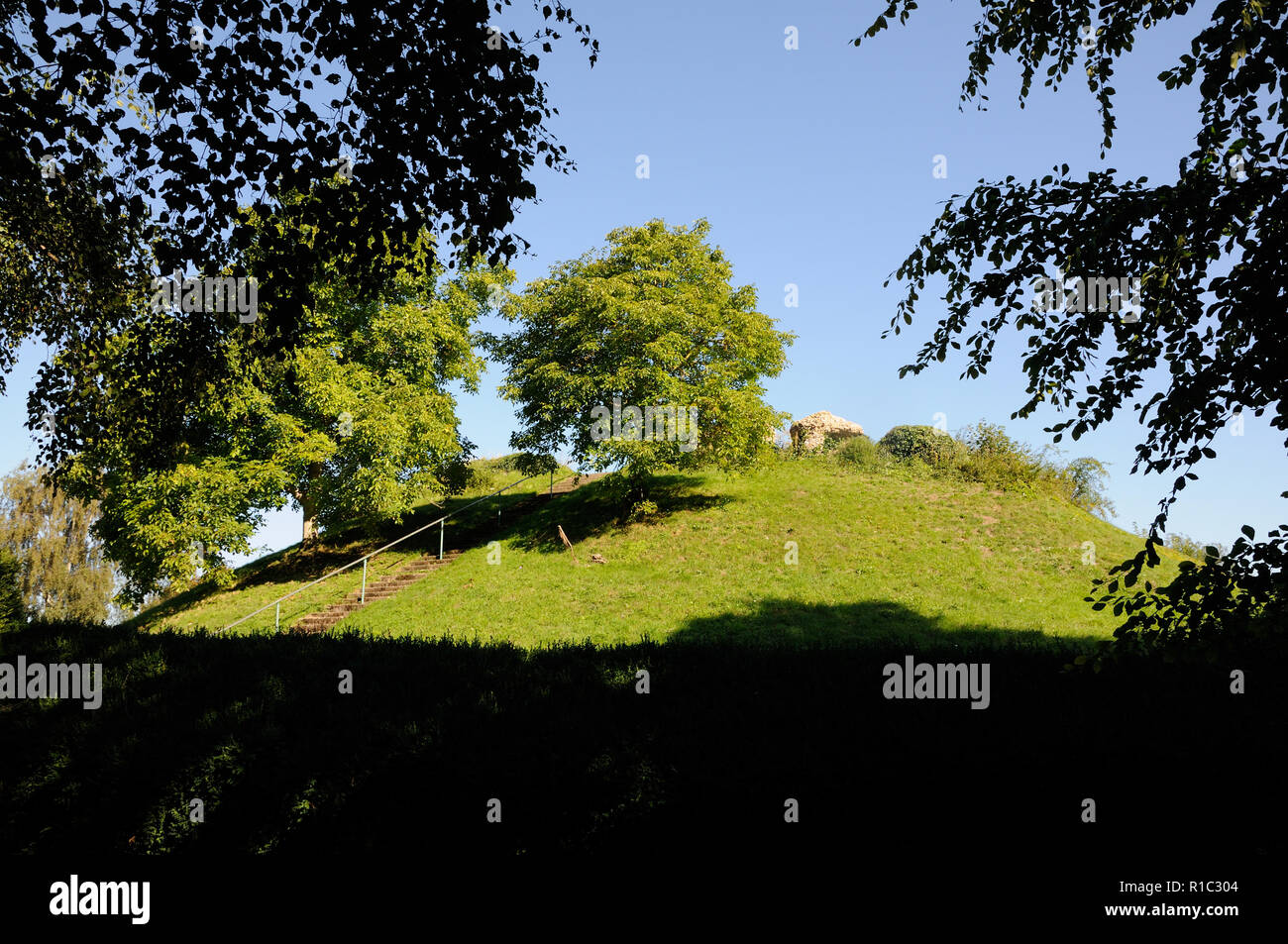 Waytemore Castle, Bishops Stortford, Hertfordshire. Waytemore Castle ...