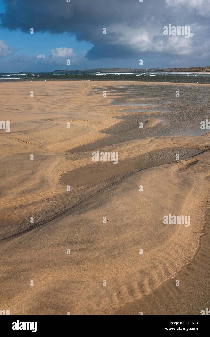 Porthkidney Beach Cornwall Edge of the Land Stock Photo - Alamy