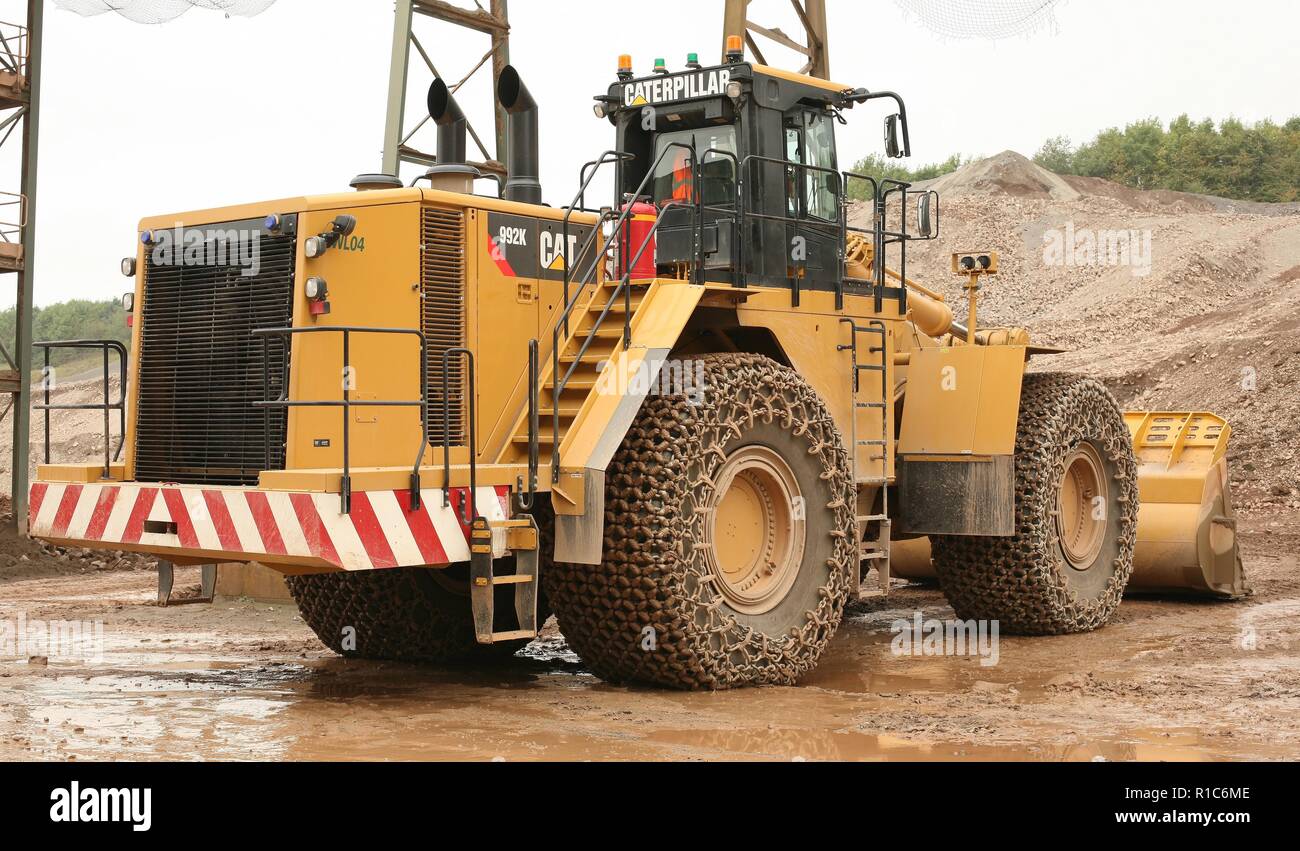 Caterpillar 992k wheel loader hi-res stock photography and images - Alamy