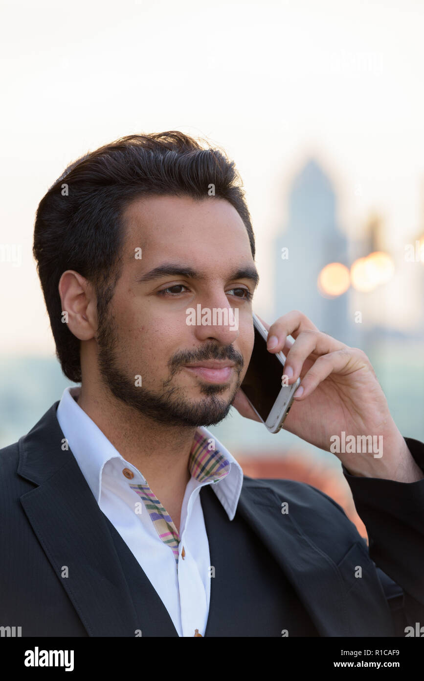 Indian man mobile phone talking mobile hi-res stock photography and ...