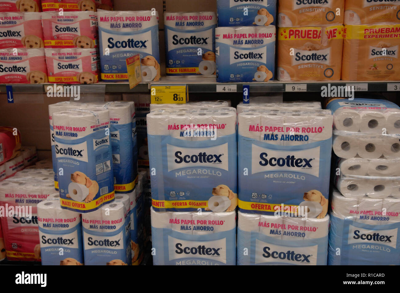 The scott paper company hi-res stock photography and images - Alamy