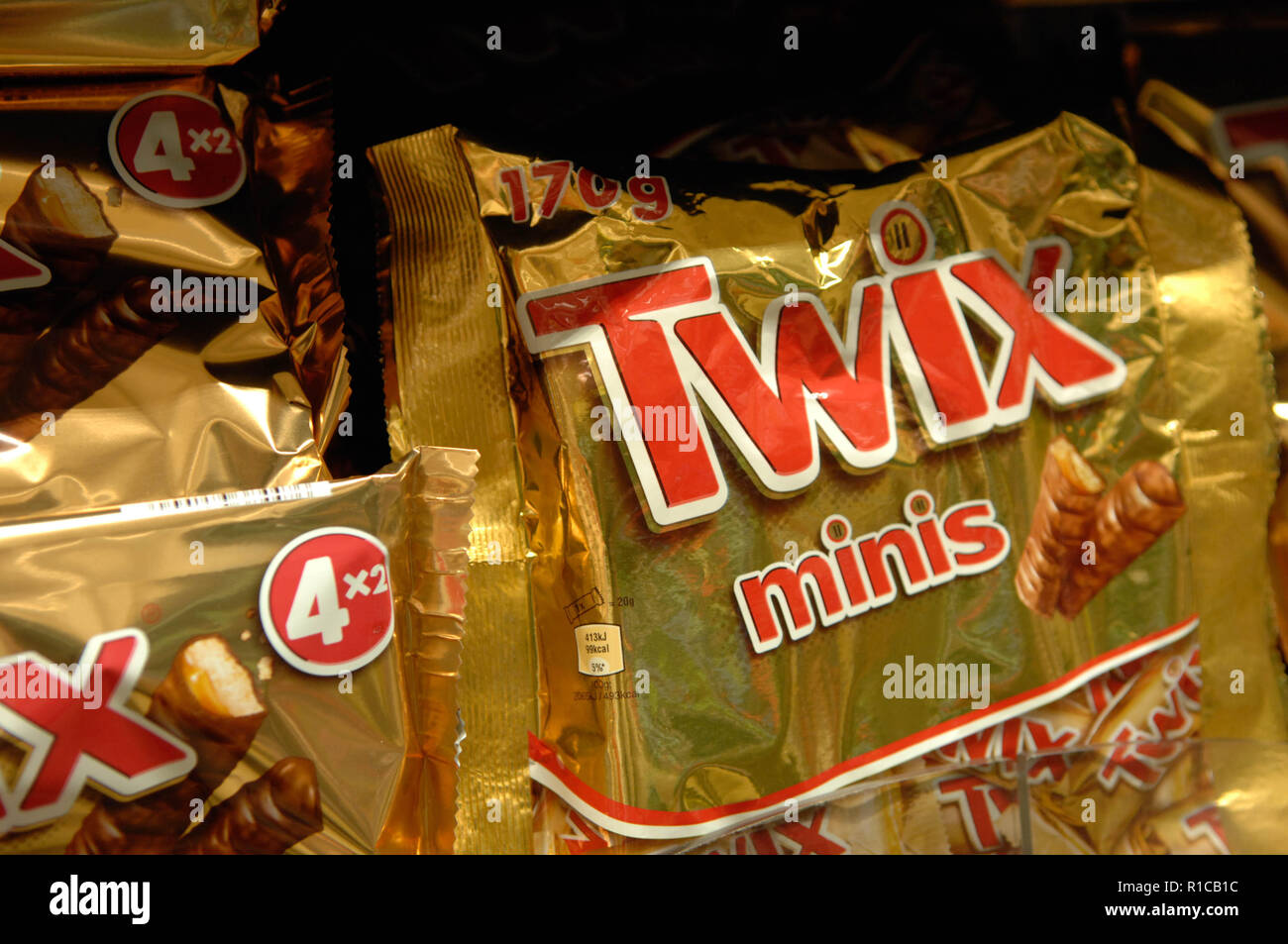 Twix Bar Stock Photos & Twix Bar Stock Images - Alamy
